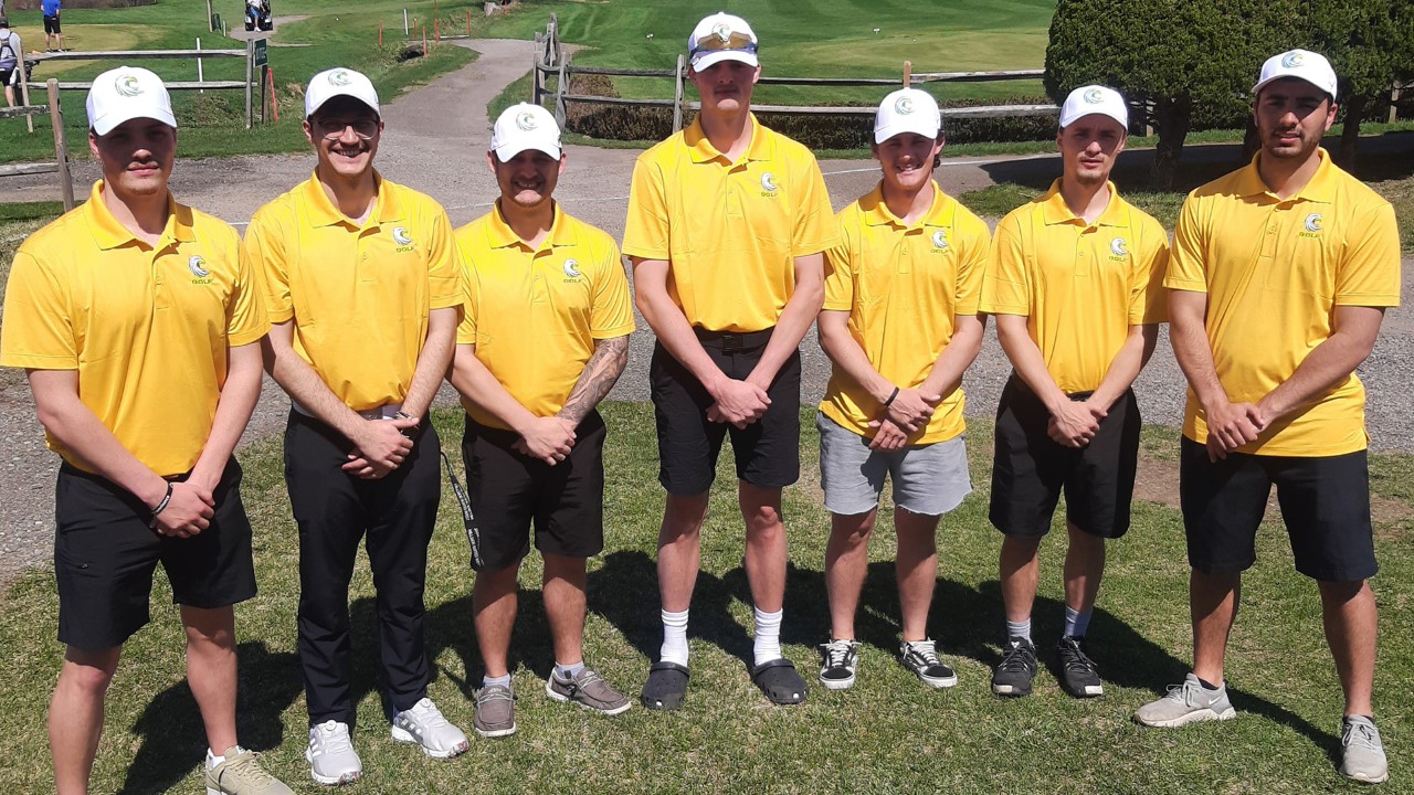 Jayhawks ready for golf season | News, Sports, Jobs - Observer Today